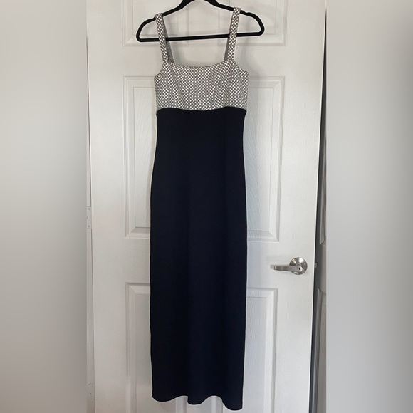 St. John | Dresses | St John Evening Gown Sz 8 White Embellished Tank ...